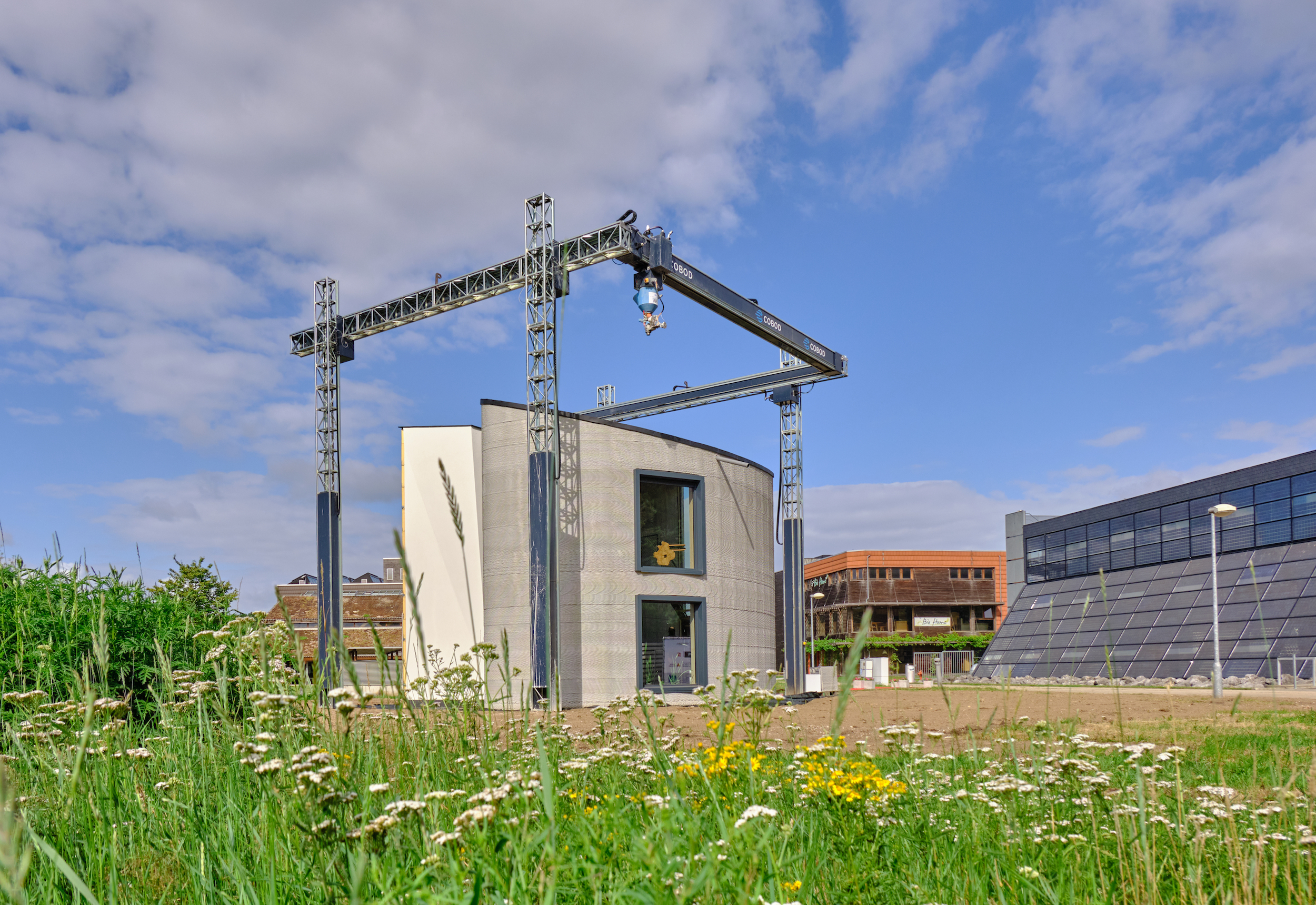  One piece Home Completed In Belgium Using Europe s Largest Fixed 